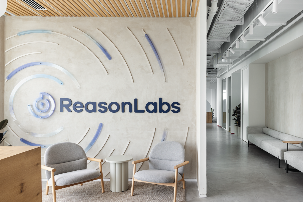 ReasonLabs - HUBE